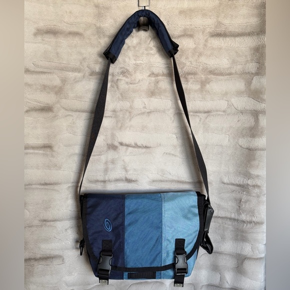 Bags | Timbuk2 Xs Classic Messenger Bag | Poshmark